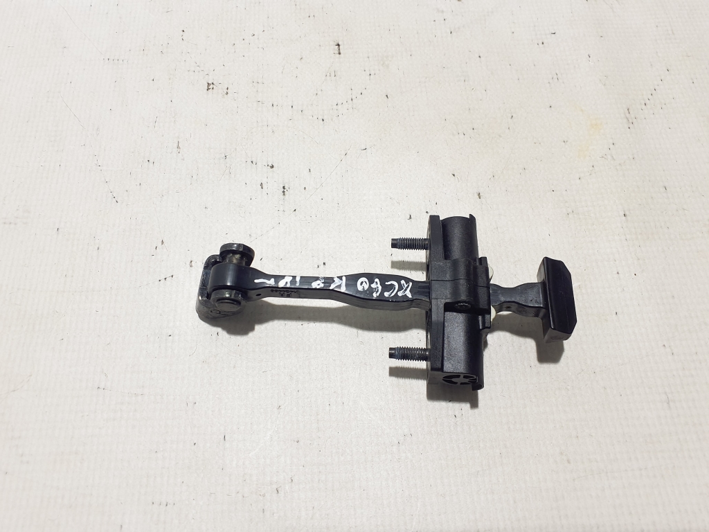 Used VOLVO XC60 Front door opening limiter 31424466