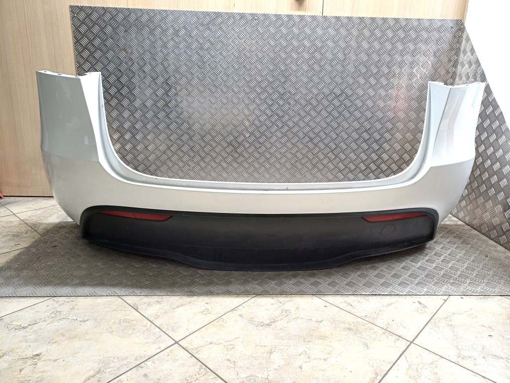 Used Tesla Model Y Rear bumper and its parts (set) 1493735-S3-B