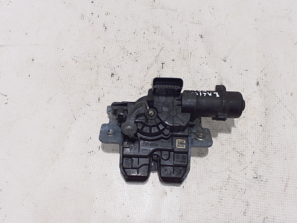 Used Kia Sportage Trunk lid lock 81800P1100