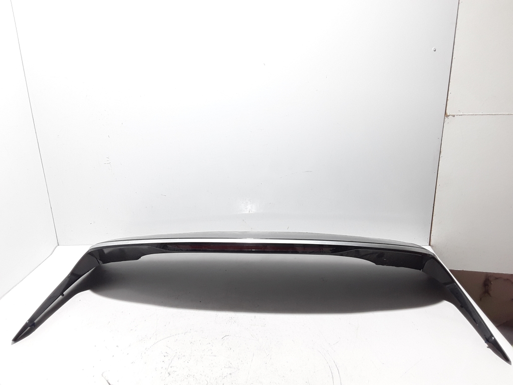 Used Kia Sportage Tailgate spoiler 87210R2000