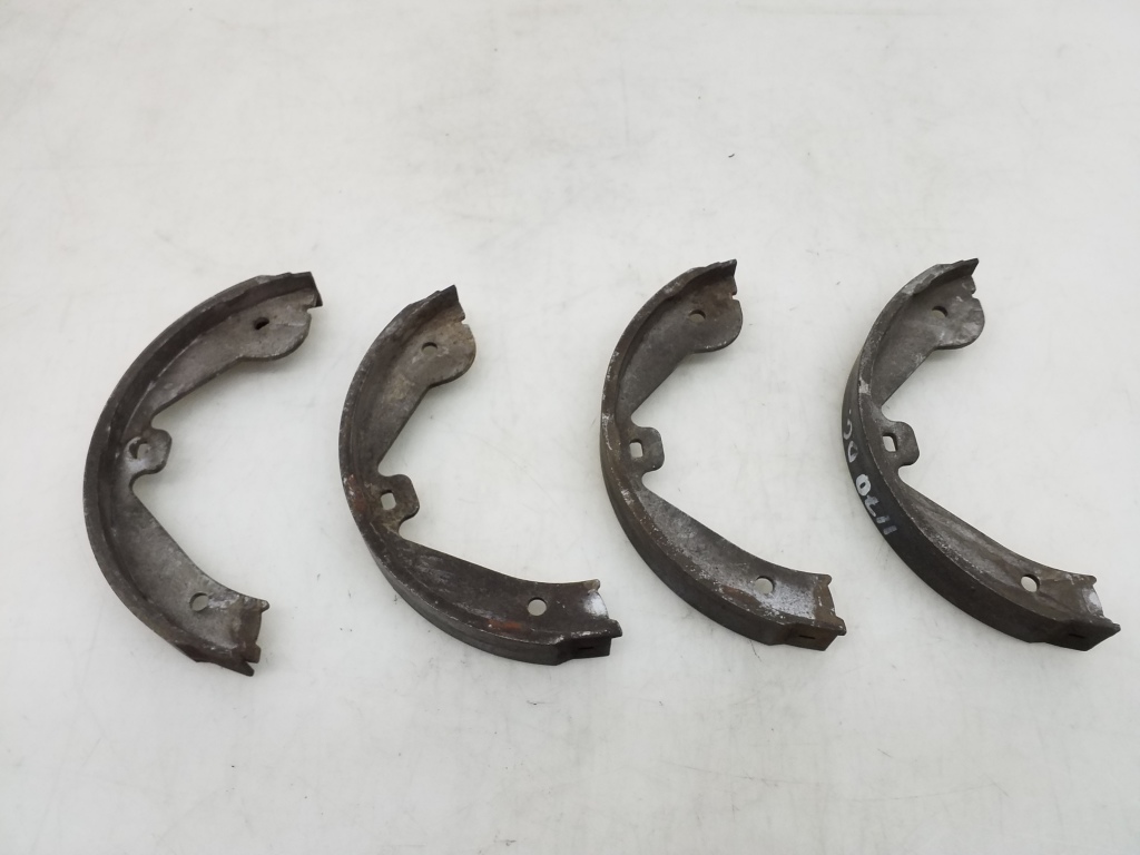 Used Mercedes Benz ML-Class Handbrake pads A1644200620