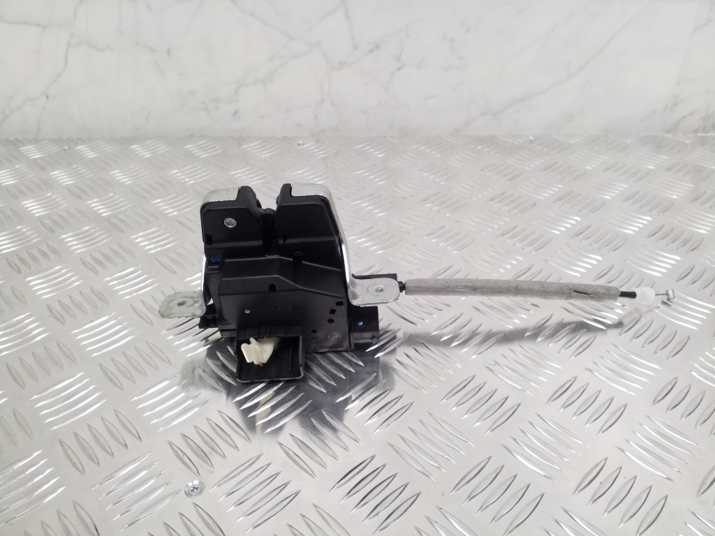 Used Mercedes Benz V-Class Trunk lid lock A4477400335