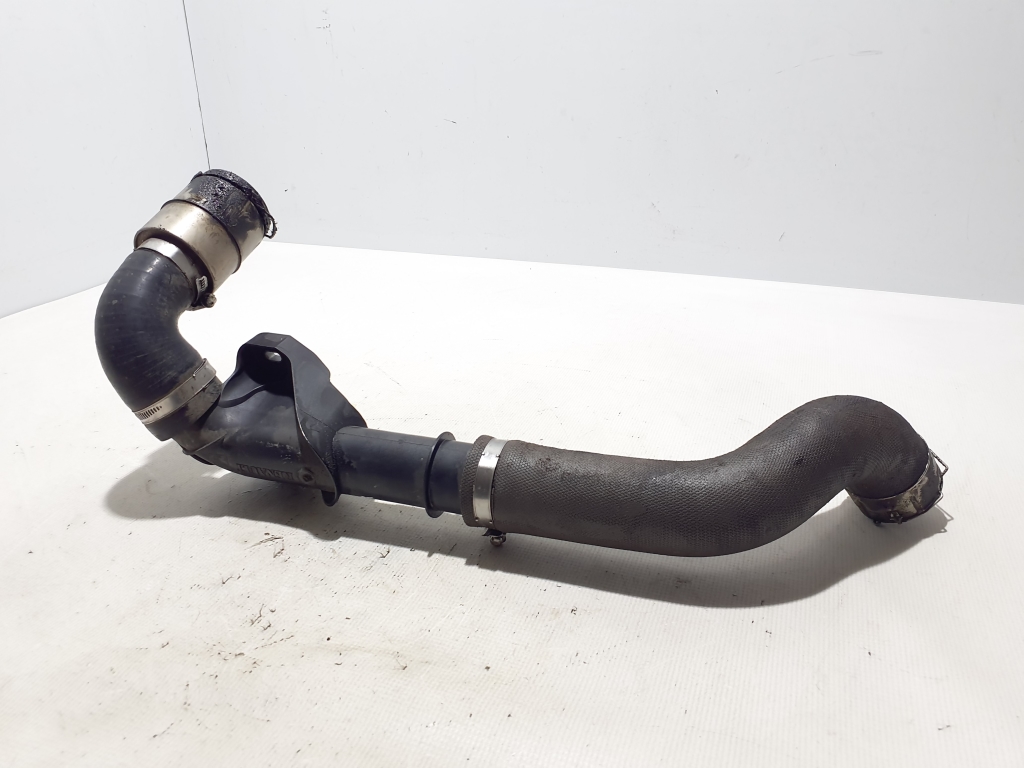 Used RENAULT Master Intercooler hose 144603730R