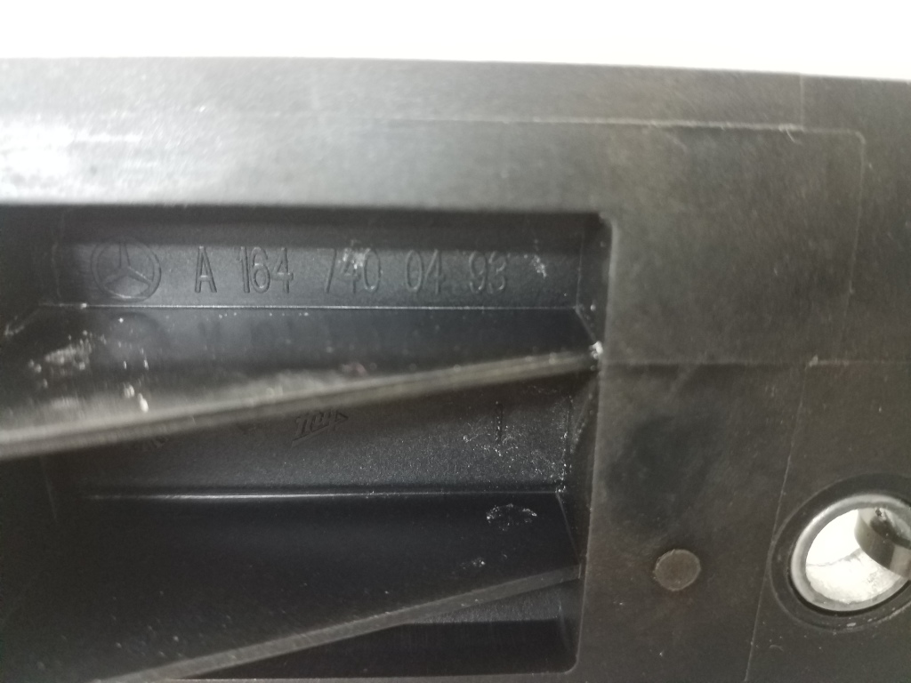 Used Mercedes Benz ML-Class Outer boot handle A1647400493