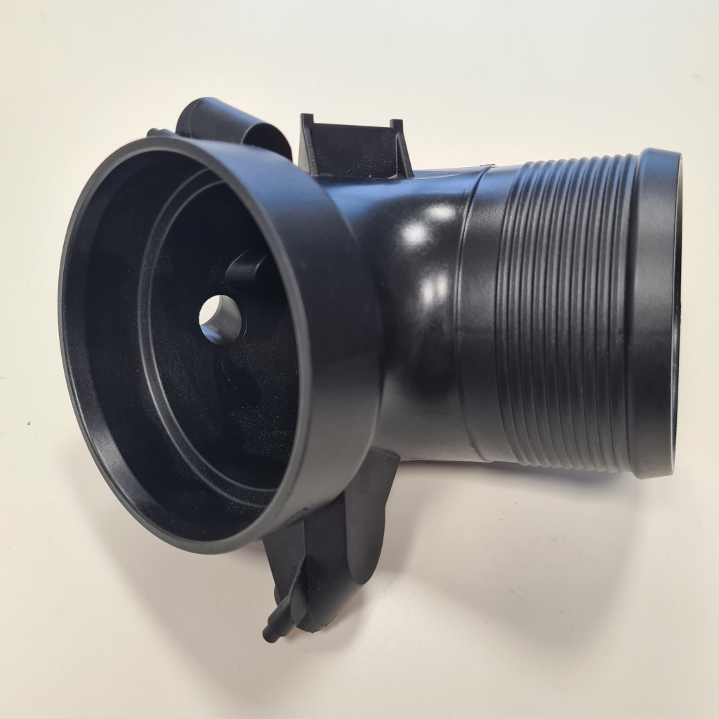 Used Mercedes Benz CLS-Class Intercooler hose A2640980300