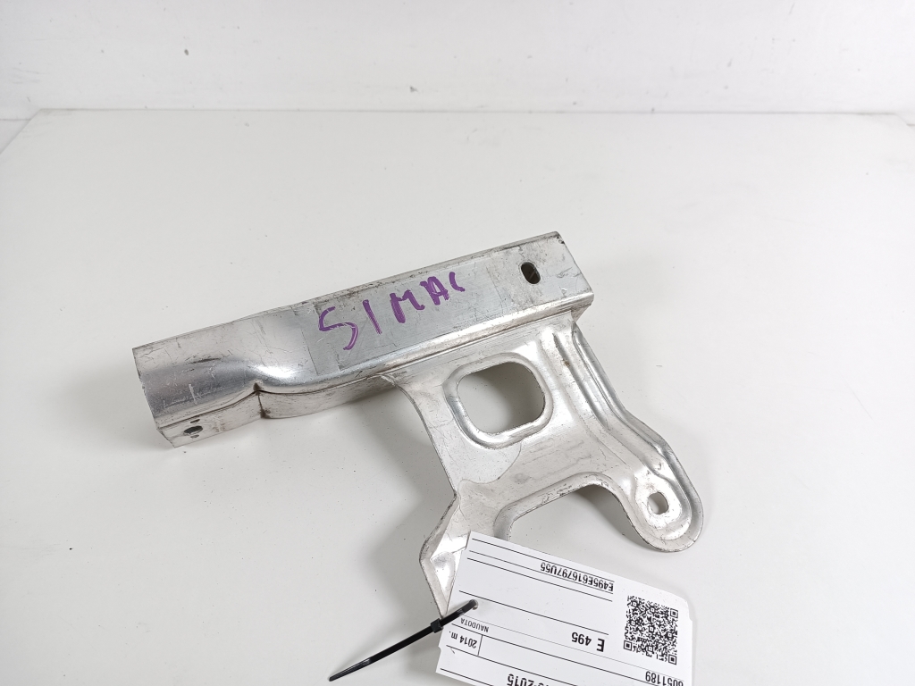 Used BMW 1 SERIES Holder next 8051189