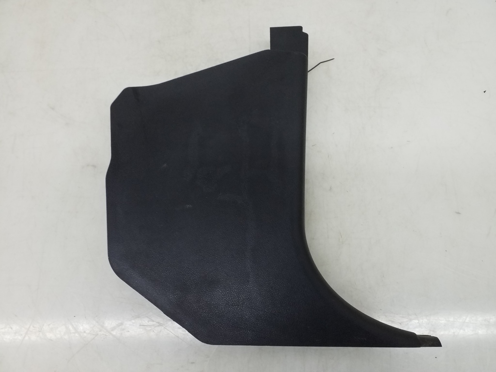 Naudotas Mercedes Benz ML-Class Priekinio statramsčio vidinė apdaila ...