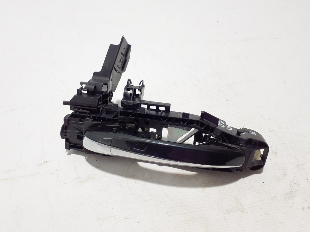 Used Mercedes Benz EQC Front door external opening handle and its details