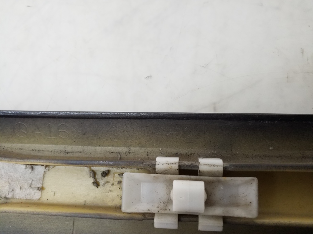 Used Mercedes Benz ML-Class Front door strip A1646901462