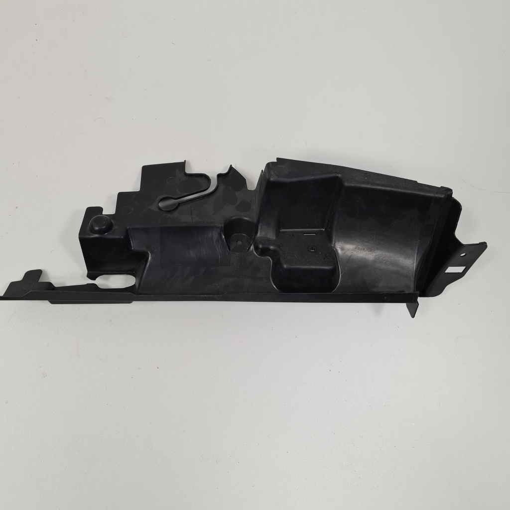 Used Jeep Cherokee Air deflector cooling radiator 68223548AA