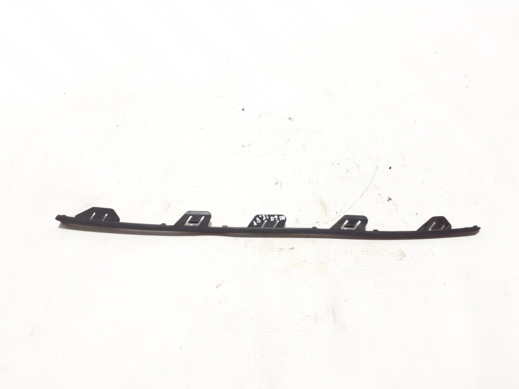 Used VOLVO XC60 Front bumper trim strip 31407982
