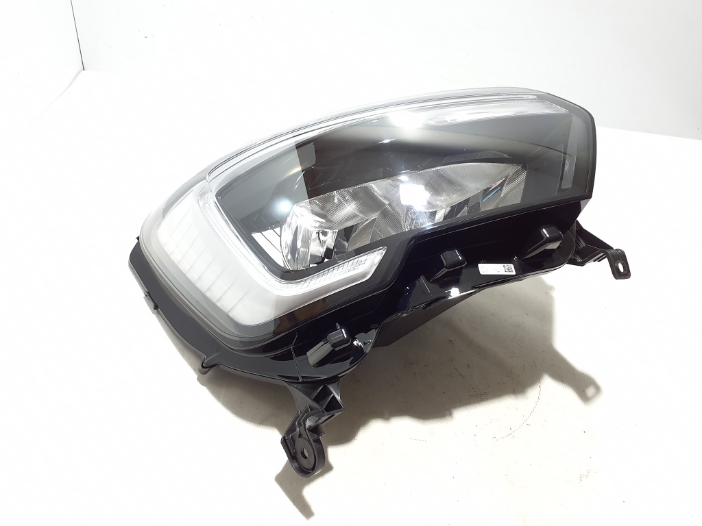 Used RENAULT Master Headlights 260105567R