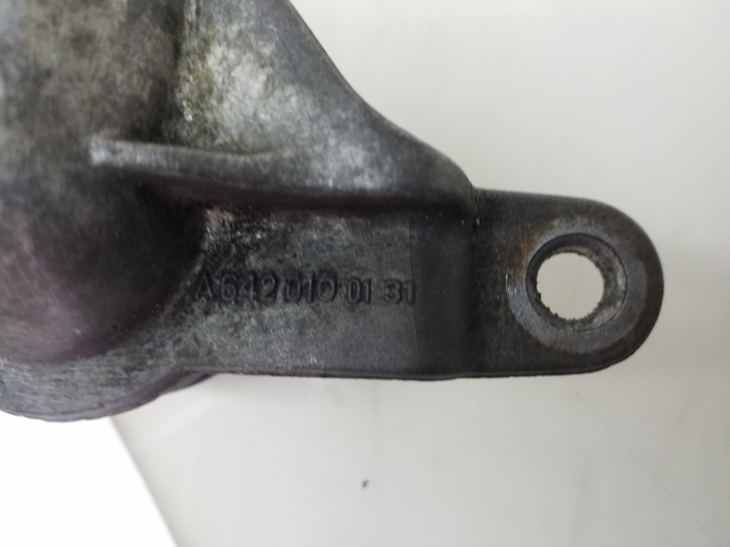 Used Mercedes Benz ML-Class Other engine part A6420100131