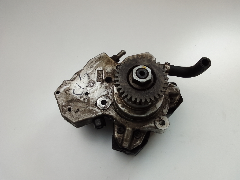 Used Mercedes Benz CLS-Class Fuel pump A6420700501