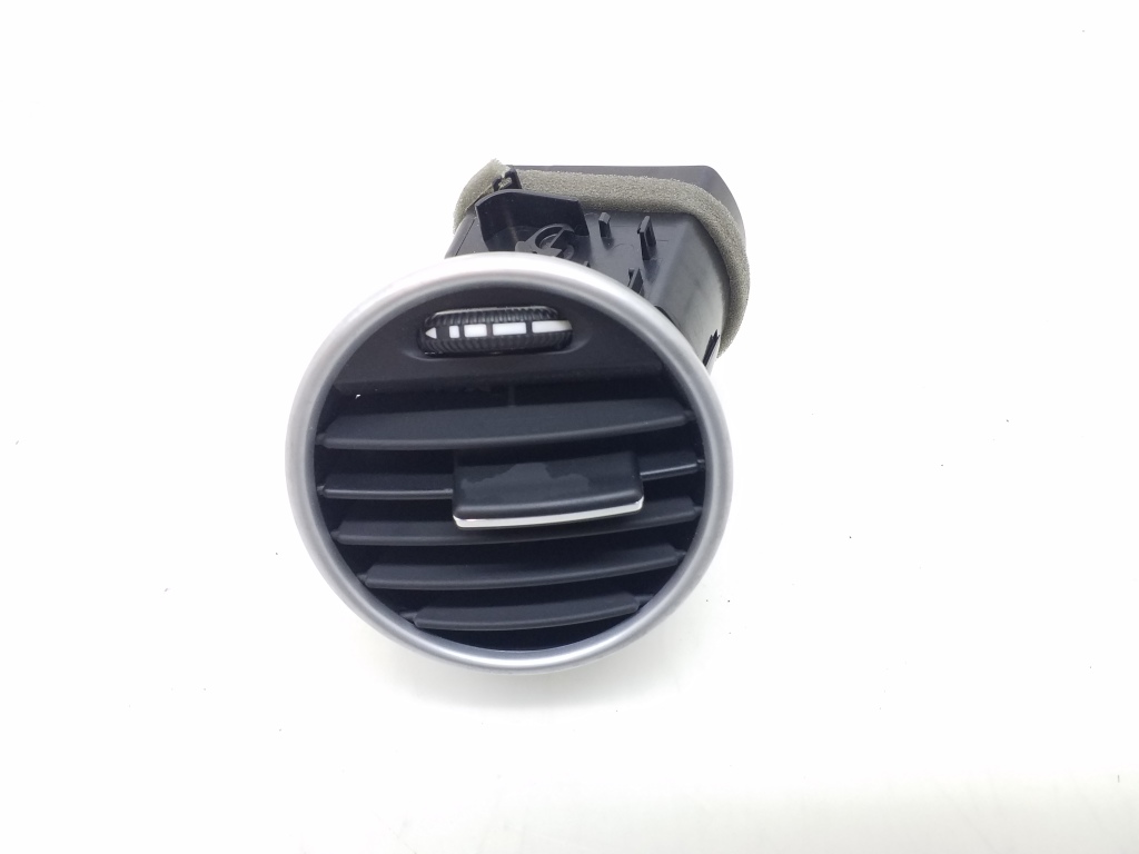 Naudotas Mercedes Benz ML-Class Salono panelės ventiliacinės grotelės ...