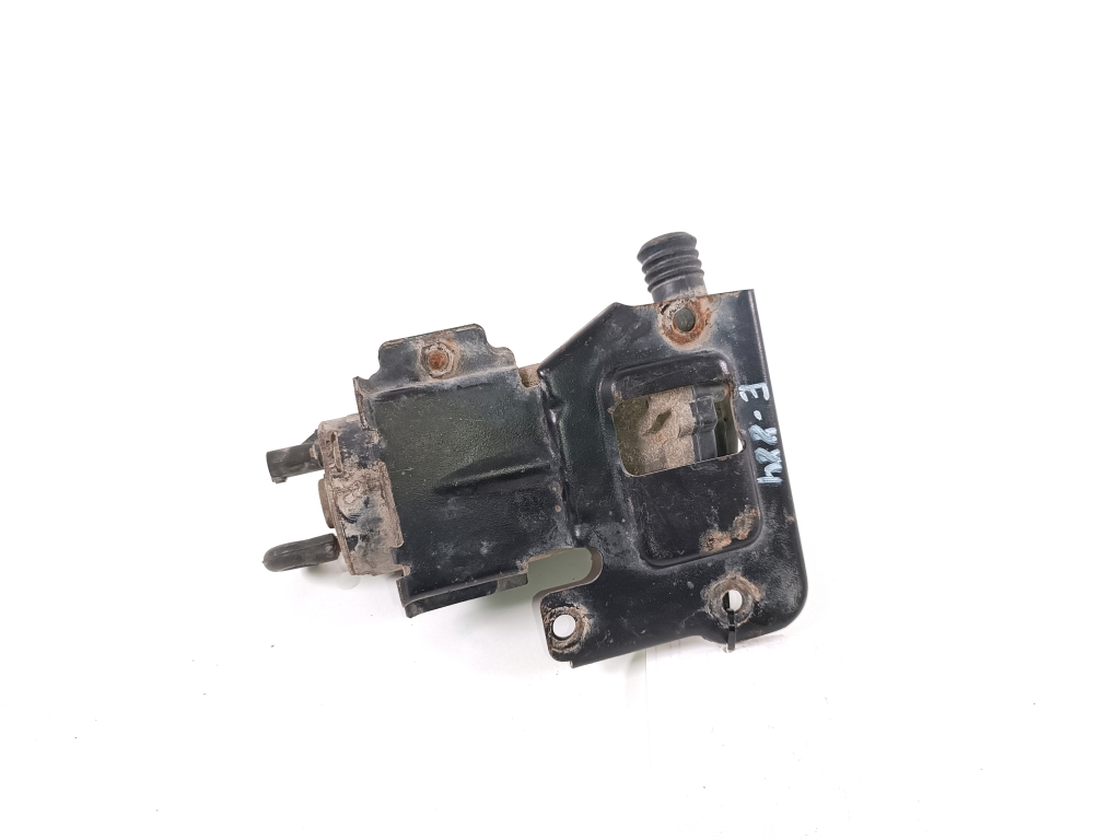Used Mercedes Benz G-Class Circulation pump A0005504883