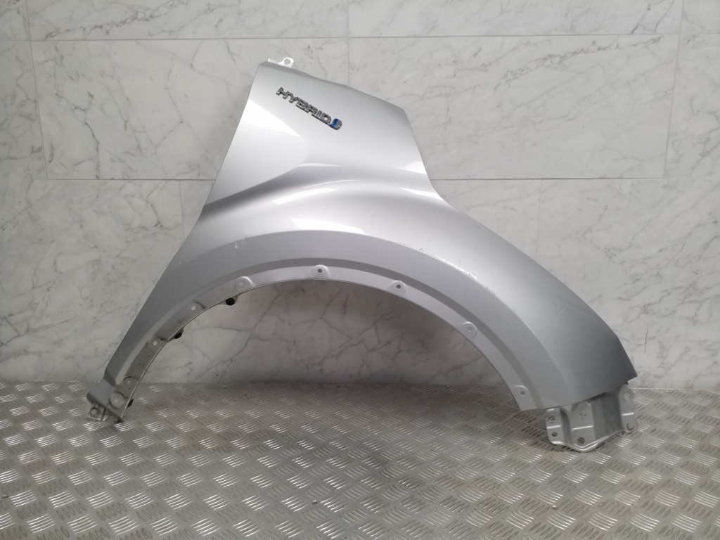 Naudotas TOYOTA CHR Priekinis sparnas