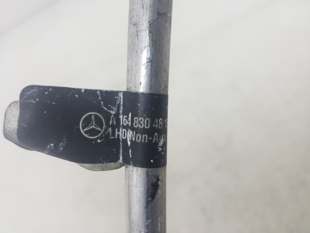 Used Mercedes Benz ML-Class Hose for air conditioning A1648304815