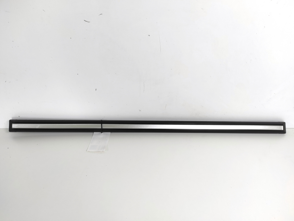 Used Mercedes Benz G-Class Tape the rear wing A4636900362