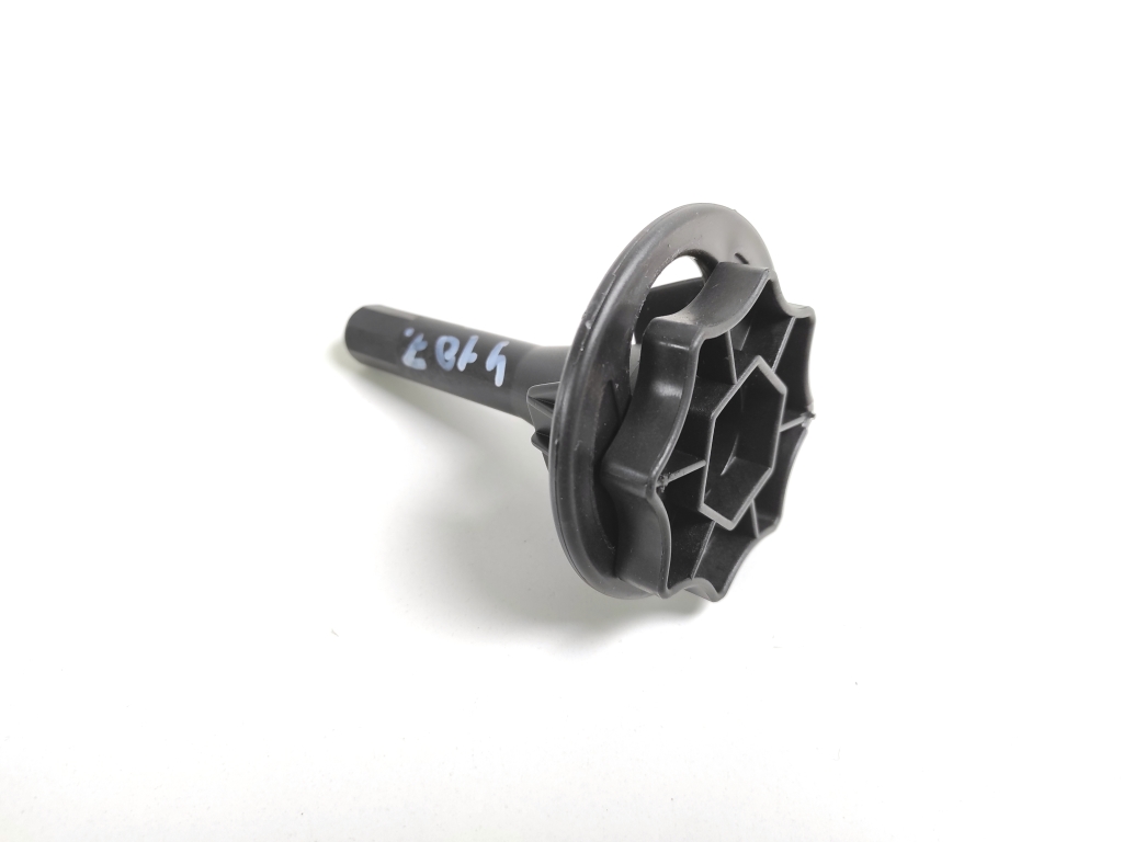 Used Dacia Sandero Spare wheel mount 7703041034