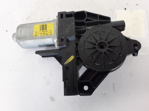 Used VOLVO XC60 Front door window motor 31253061