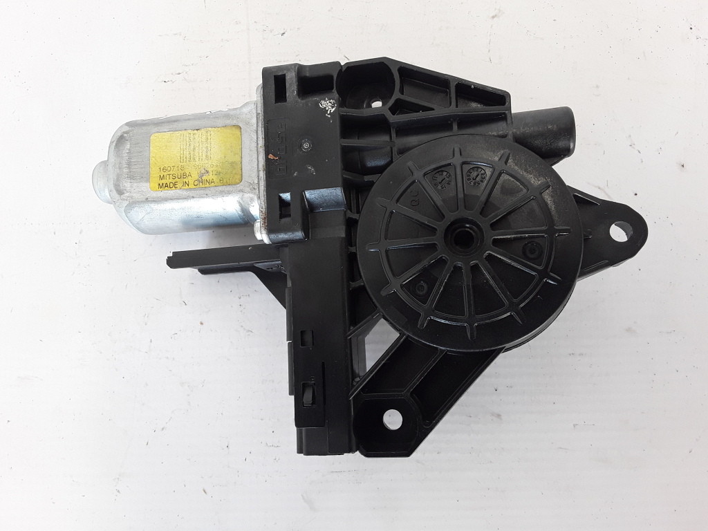 Used VOLVO XC60 Rear side door window motor 31253064