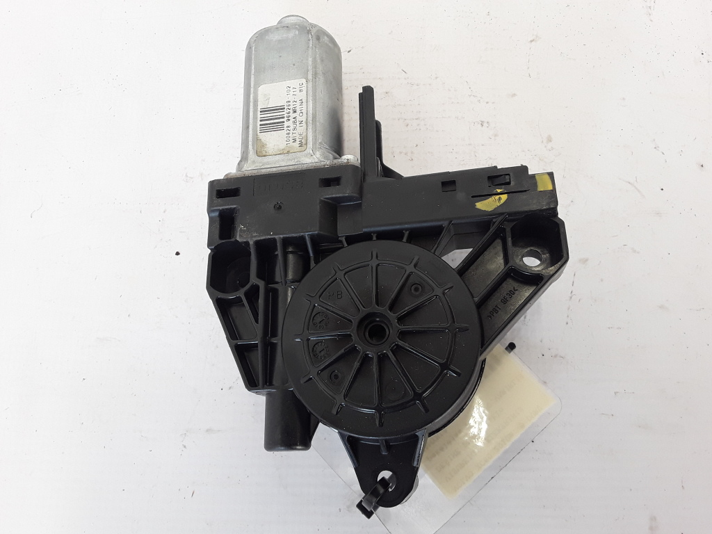Naudotas VOLVO XC60 Priekinių durų stiklo pakėlėjo varikliukas 31253062