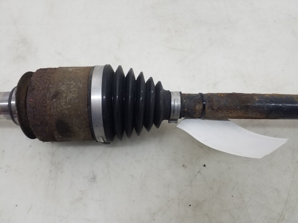Used Mercedes Benz ML-Class Rear axle and its details A1643500010