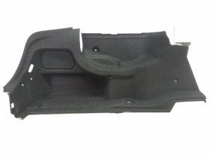 Benutzt Mercedes Benz E-Class Ein weiteres Detail des Dachausbruchs ...