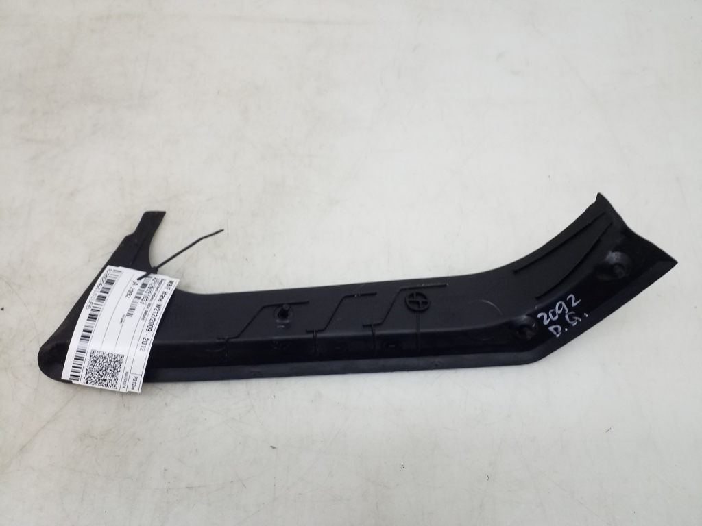 Naudotas Mercedes Benz E-Class Bagažinės vidaus kita detalė A2126931033