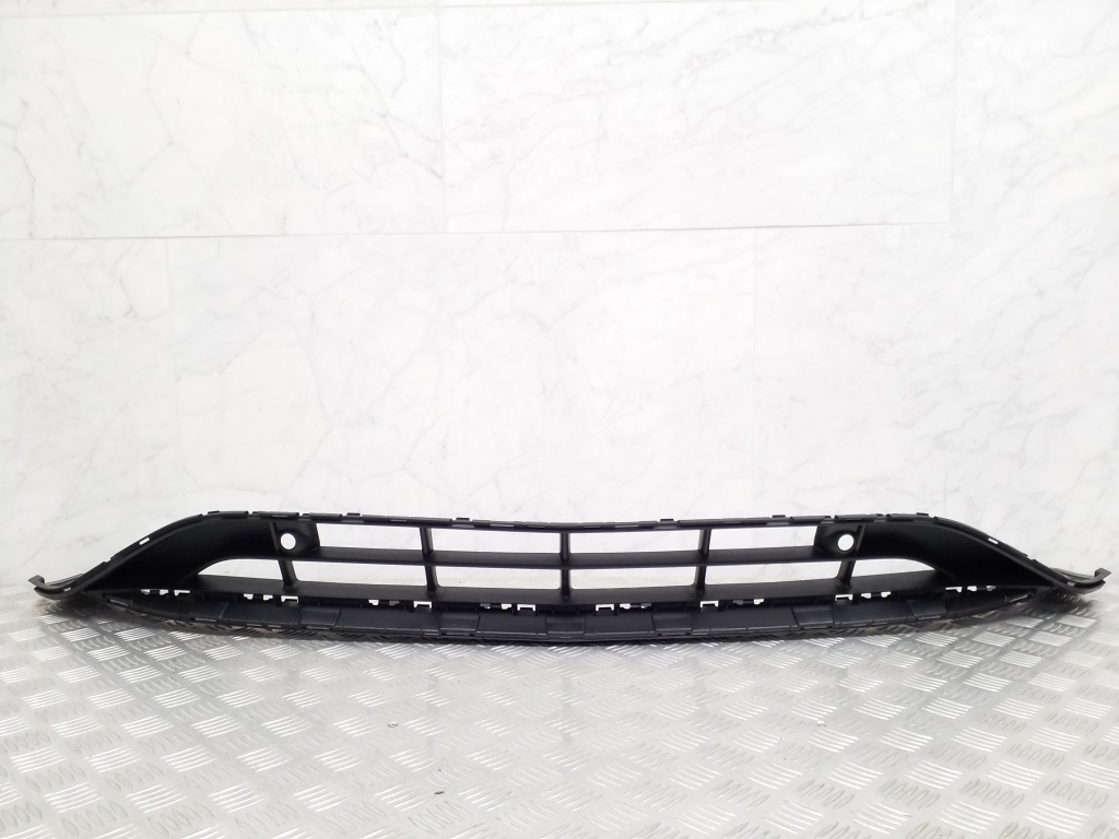 MERCEDES-BENZ GLA-Class H247 (2019-2024) Front Bumper Lower Grill ...
