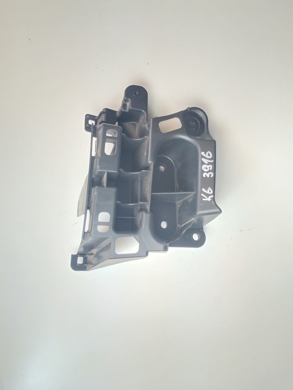 Naudotas Opel Corsa Galinio bamperio laikiklis 39167901