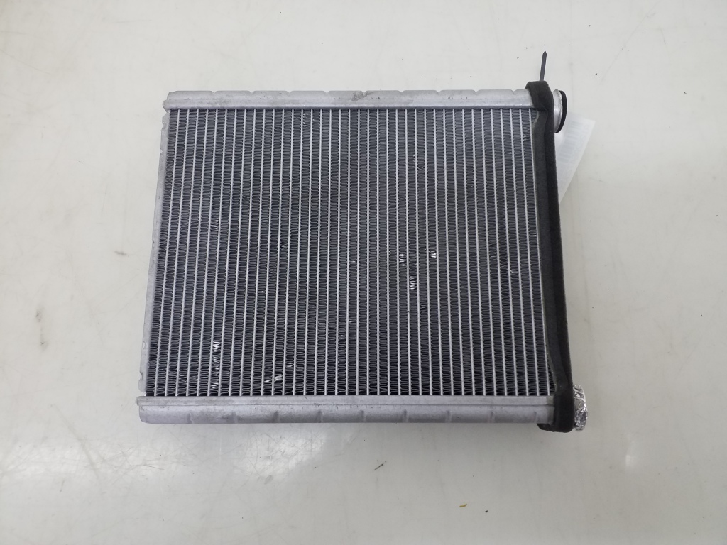 Used Mercedes Benz A-Class Interior shoulder radiator A2468300161