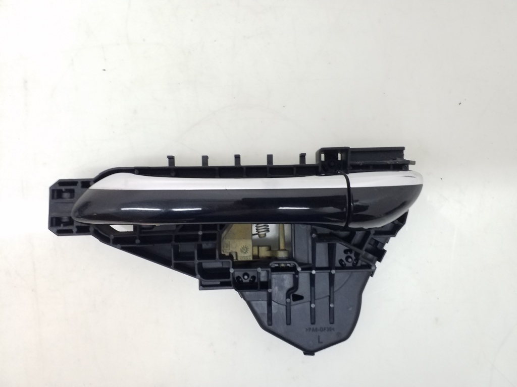 Used Mercedes Benz ML-Class Front door external opening handle and its ...