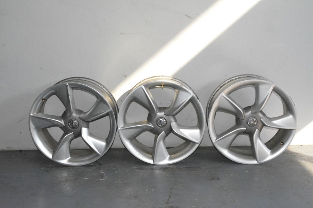 Used Opel Astra Rim set