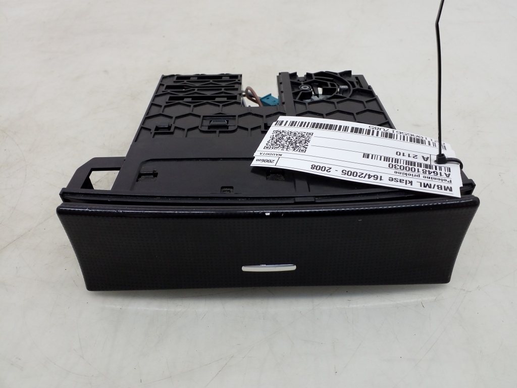 Used Mercedes Benz ML-Class Ashtray front A1648100030