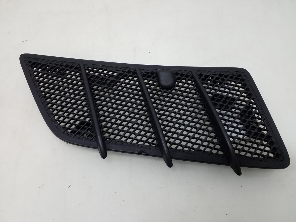 Used Mercedes Benz ML-Class Engine cover grille A1648801405