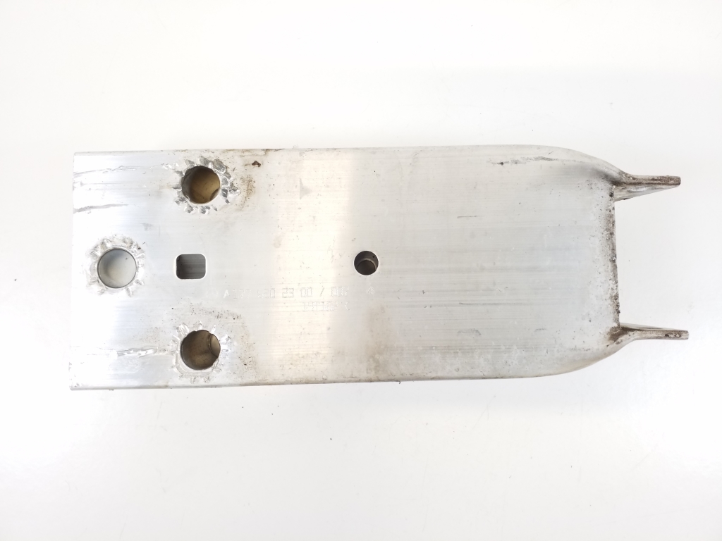 Used Mercedes Benz CLA-Class Shock absorber for front bumper beam ...