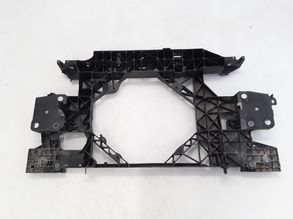 Used RENAULT Scenic Front frame and its parts (panel) 752100007R