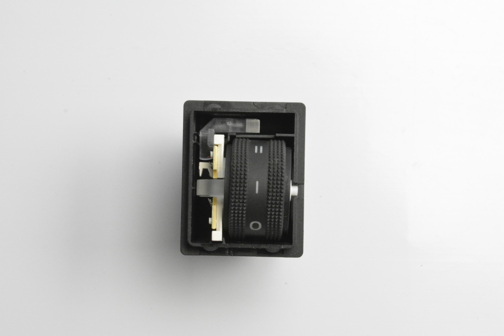 Used AUDI A4 Switch and its parts 8K0941301A