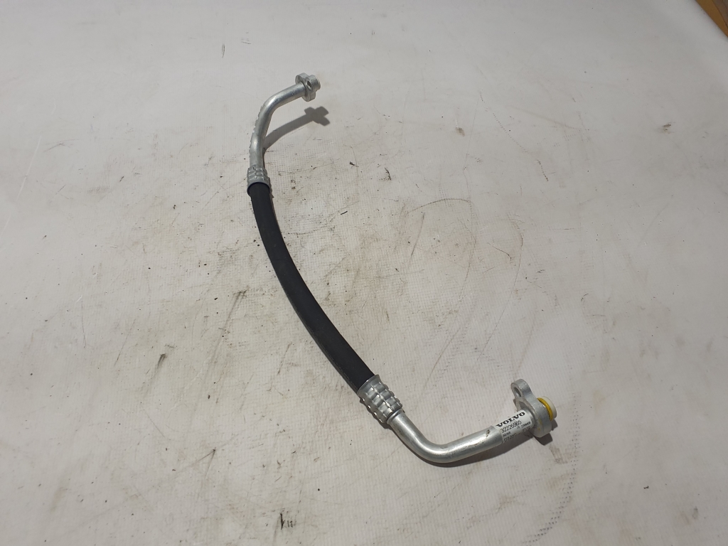 Used VOLVO C 40 Hose for air conditioning 32226965