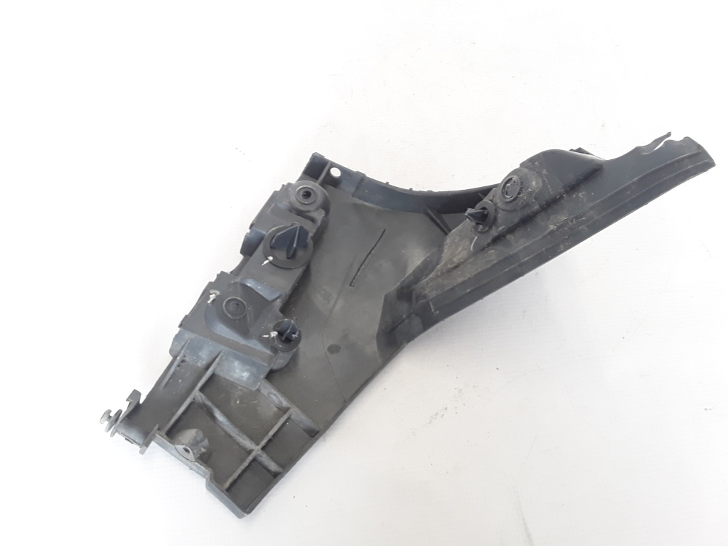 Used RENAULT Clio Rear bumper bracket 8200290041