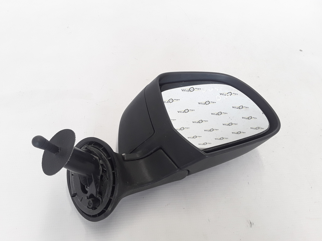 Used Dacia Duster Side mirror and its details 963015821R