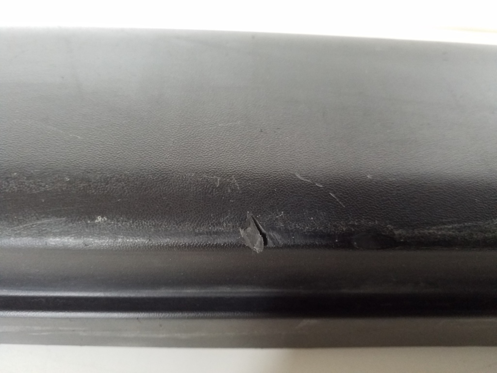 Used NISSAN X-Trail Exterior sill trim 768514CE0A