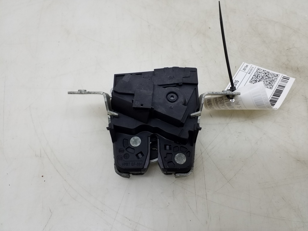 Used Mercedes Benz GLK-Class Trunk lid lock A2047400735