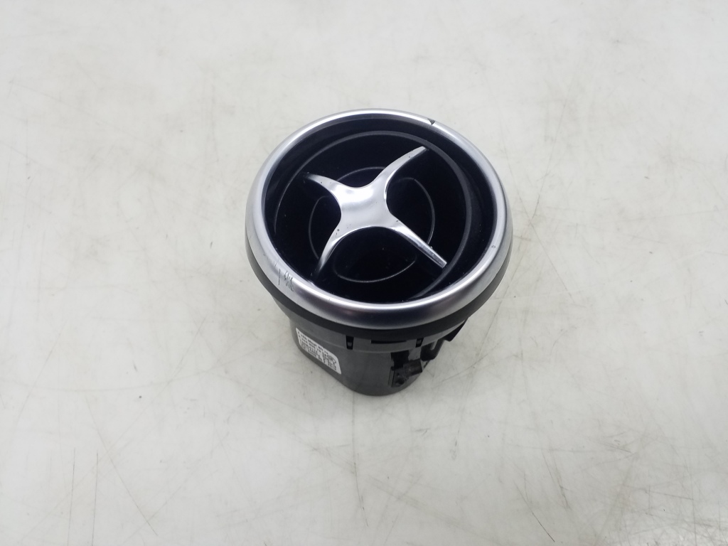 Used Mercedes Benz GLK-Class Interior panel ventilation grilles A2048307854