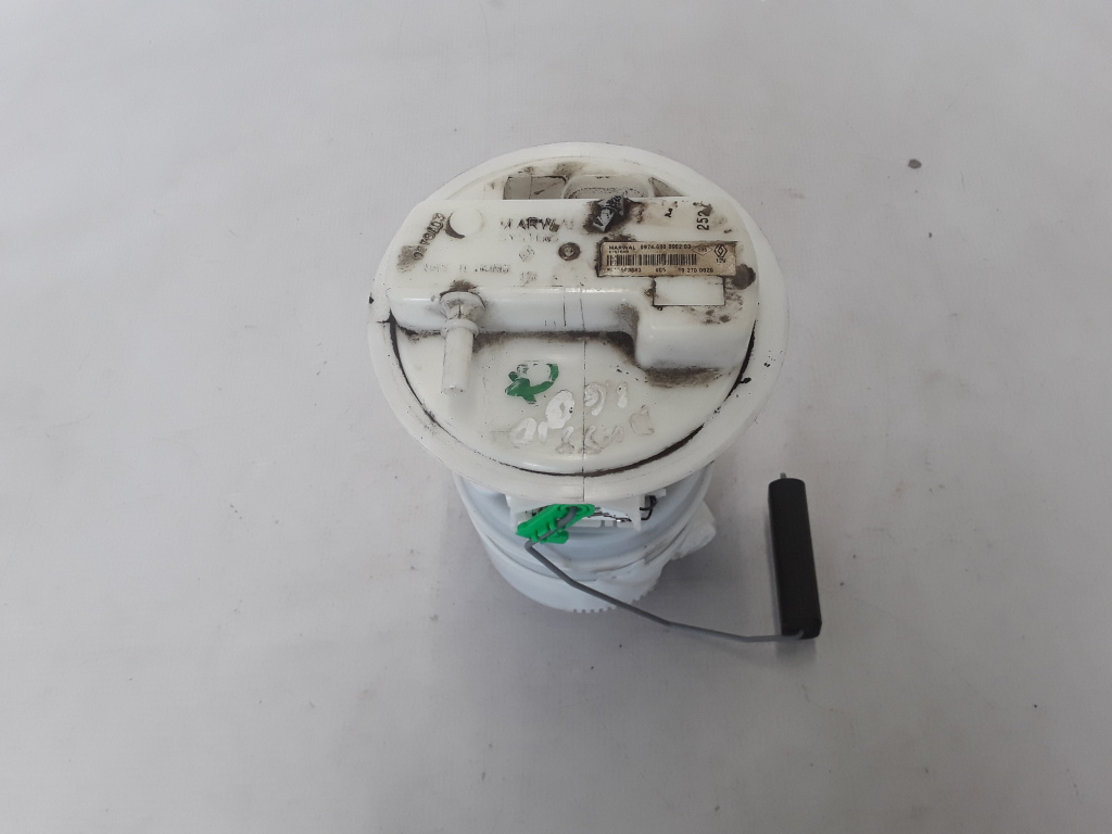 Used Dacia Duster Fuel pump in the tank 172024388R