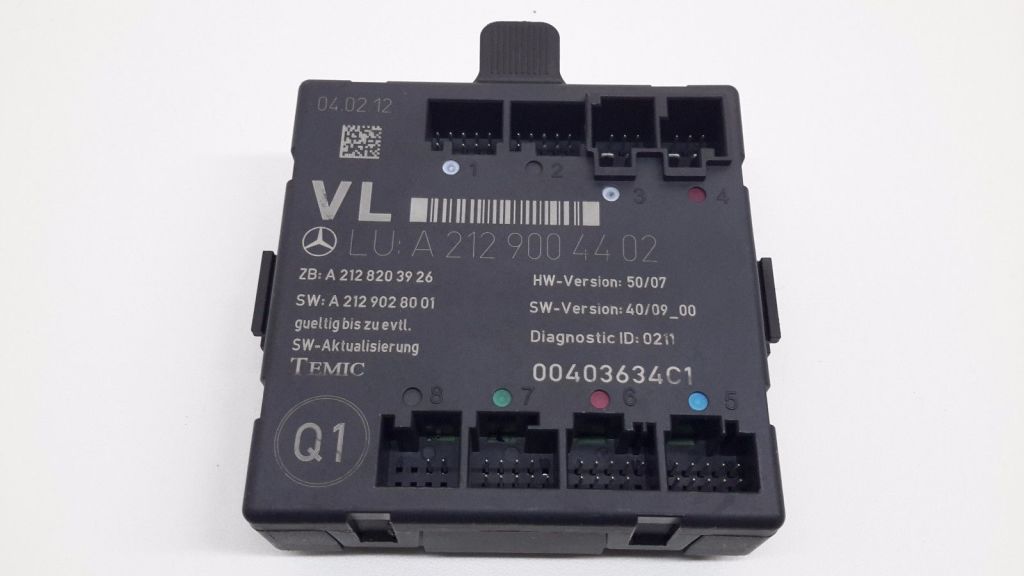 Used Mercedes Benz E-Class Front door control unit A2129004402