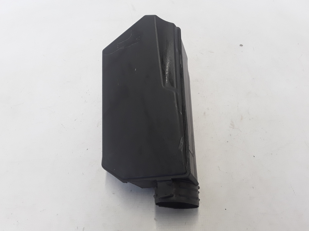 Used Dacia Duster Resonator tank 7700107946