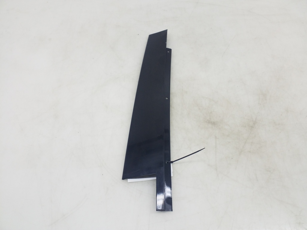 Used Mercedes Benz GLK-Class Other detail of the rear side door A2046901587